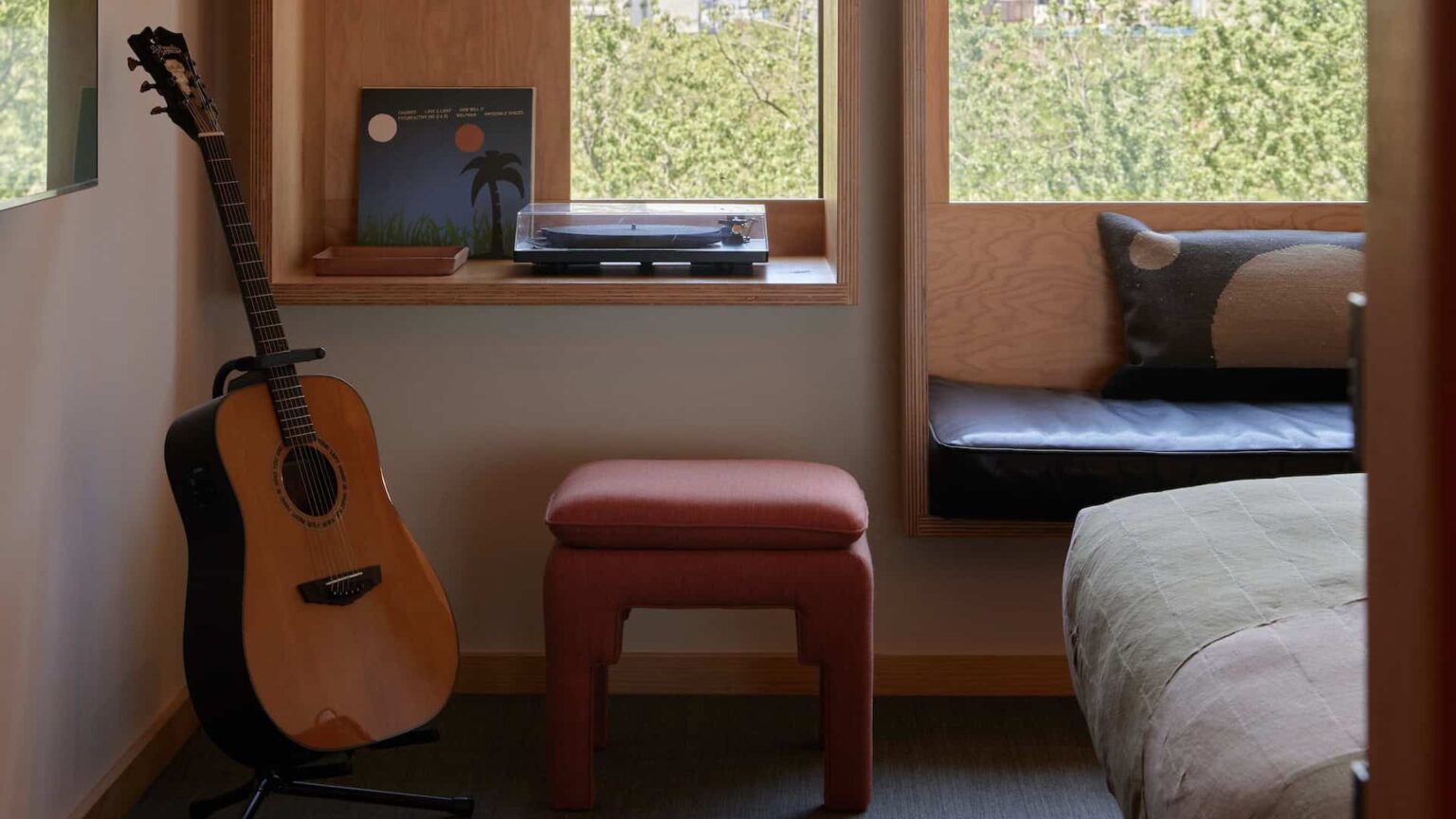 30 Unique Hotels in Toronto That Offer One-of-a-Kind Stays (Rooftops ...